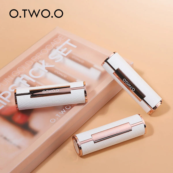 O.TWO.O Spun Gold Brocade Velvet Lipstick – Doruk